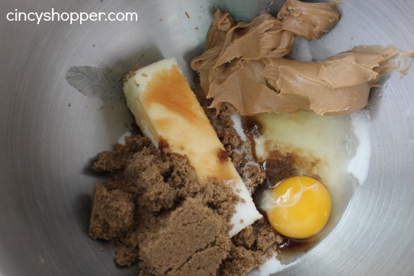 Reese's Cookies Recipe - CincyShopper