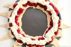 Cherry Cream Cheese Crescent Ring - CincyShopper