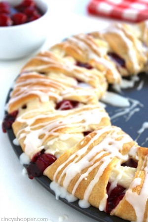 Cherry Cream Cheese Crescent Ring - CincyShopper