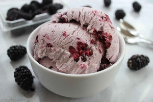 No Churn Blackberry Ice Cream - CincyShopper
