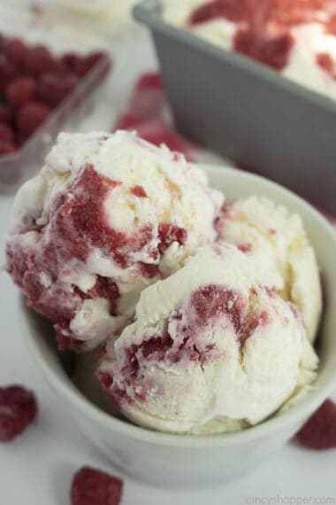 No Churn Raspberry Cheesecake Ice Cream - CincyShopper