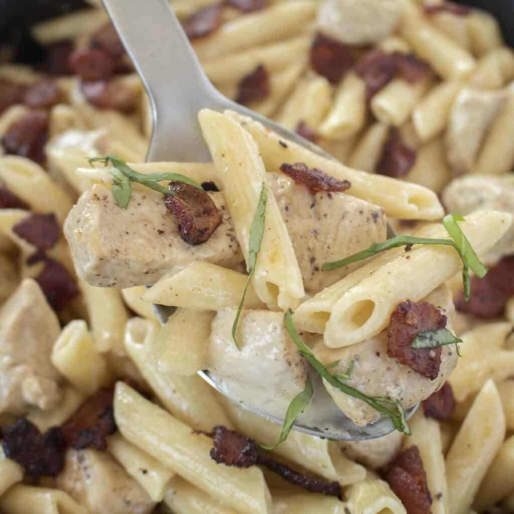 Creamy Chicken Pasta - CincyShopper